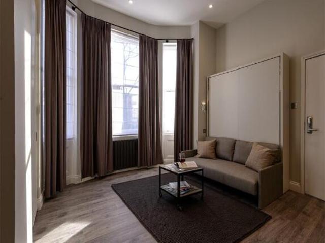 Studio flat for rent in West End Lane, London, NW6