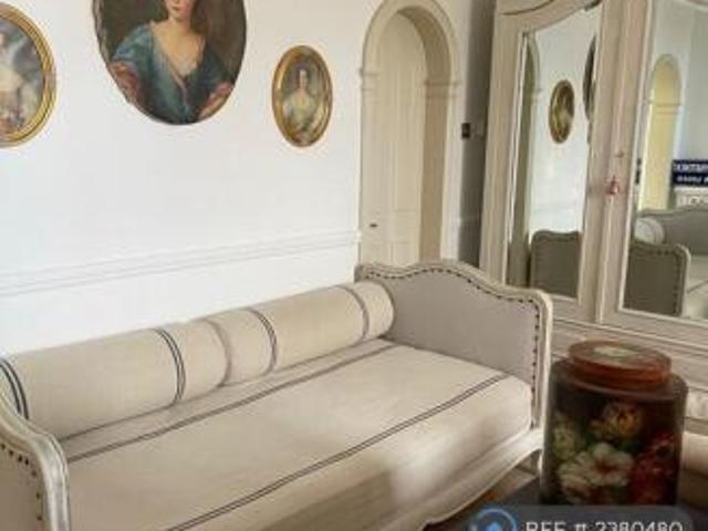Studio flat for rent in West Hill Rd, London, SW18