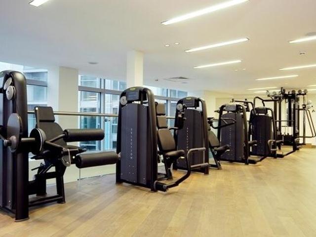 Studio flat for rent in West Tower Pan Peninsula, 1 Pan Peninsula Square, Canary Wharf, London, E14
