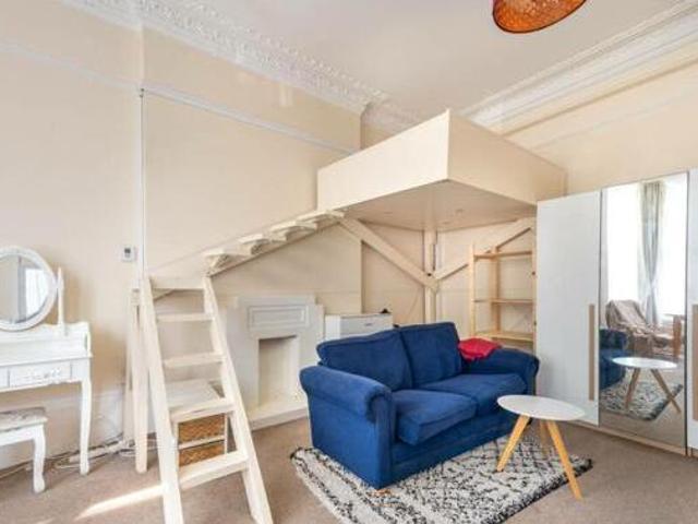 Studio Flat For Rent In Westbourne Park, London