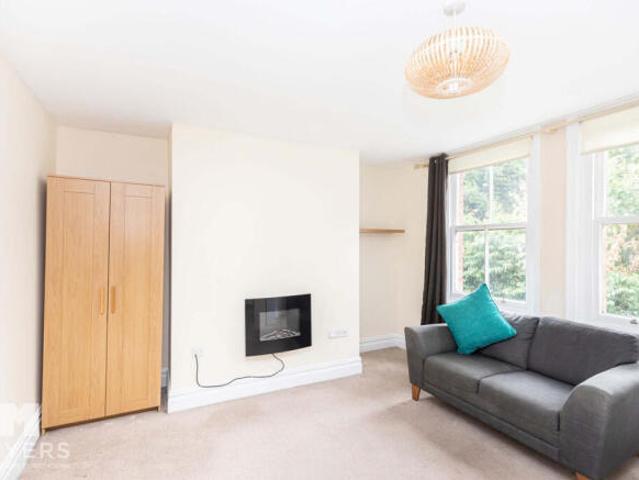 Studio flat for rent in Westerham Road, Bournemouth, BH4 8, BH4