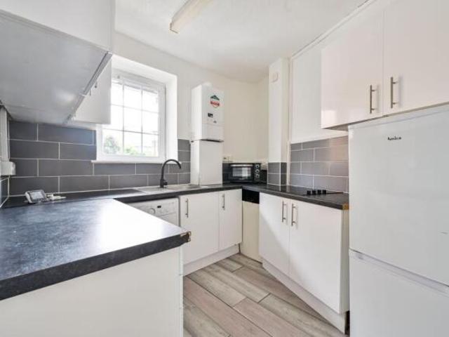 Studio flat for rent in Weston Street, Borough, London, SE1