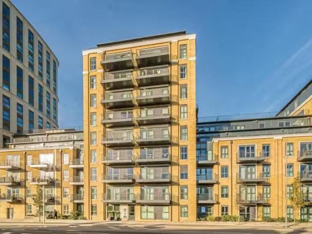 Studio flat for rent in Wheatfield Way, Kingston, KT1