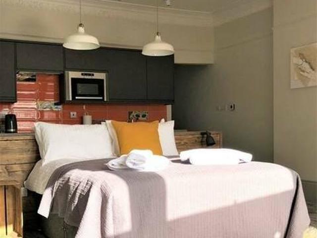 Studio flat for rent in Whiteladies Road Bristol BS8