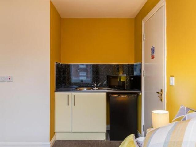 Studio flat for rent in Whickham Street East, Nr St Peters Campus, SUNDERLAND, SR6