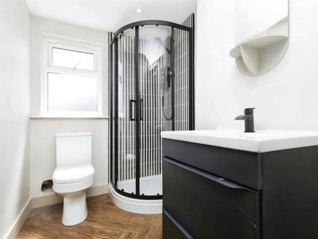 Studio flat for rent in Windmill Hill Lane, Derby, DE22