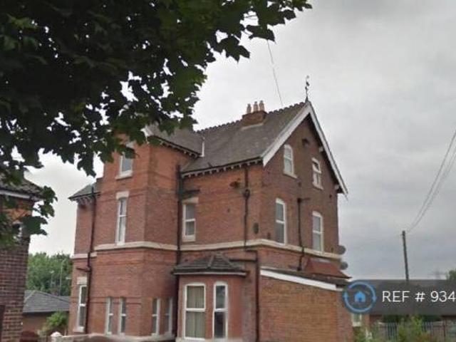 Studio flat for rent in Windsor Road Newton Heath M40