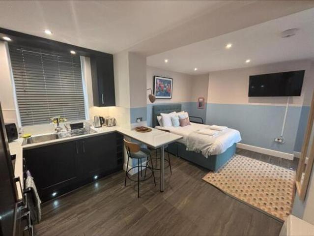 Studio flat for rent in Windsor Street, Brighton, BN1