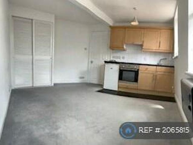 Studio Flat For Rent In Windsor