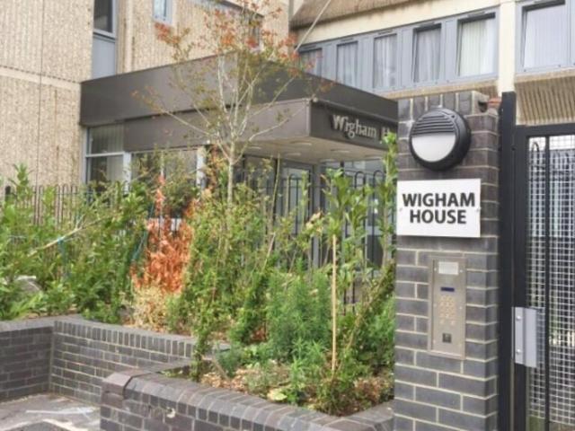 Studio flat for rent in Wigham House, Barking, IG11