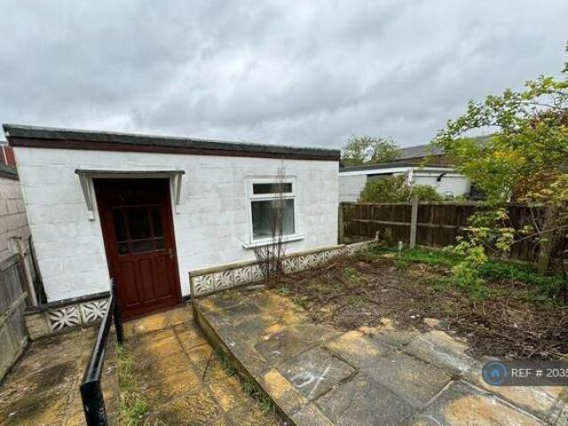 Studio Flat For Rent In Woodford Green