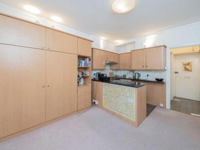 Studio flat for rent in Woburn Place, Bloomsbury, WC1H