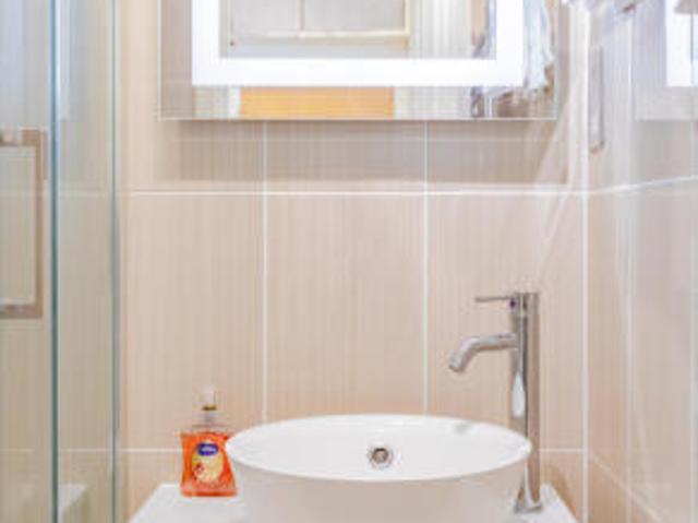 Studio flat for rent in Woburn Place, London, WC1H