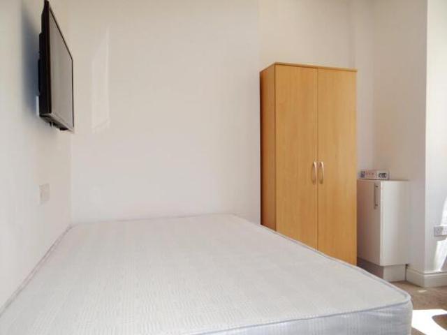Studio flat for rent in Worthing Road, Southsea, PO5