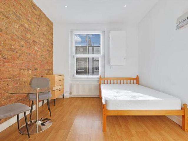 Studio flat for rent in Wrights Lane, High Street Kensington, W8