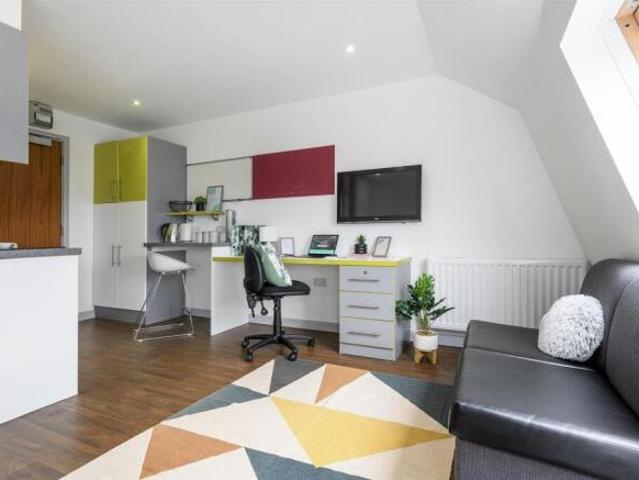 Studio flat for rent in York | Student | September, YO10
