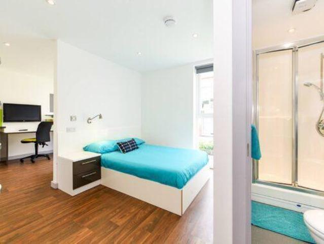 Studio flat for rent in York | Student | September, YO10