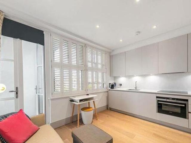 Studio Flat For Rent In Abbeville Village, London