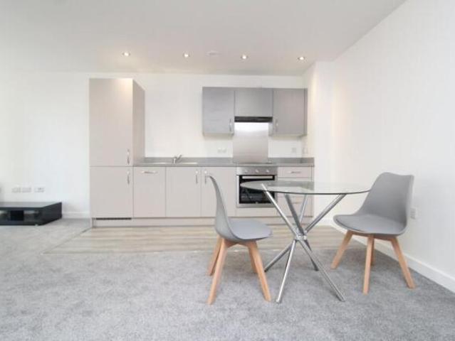 Studio flat for rent in Adelphi Wharf 3, 7 Adelphi Street, Salford, Greater Manchester, M3