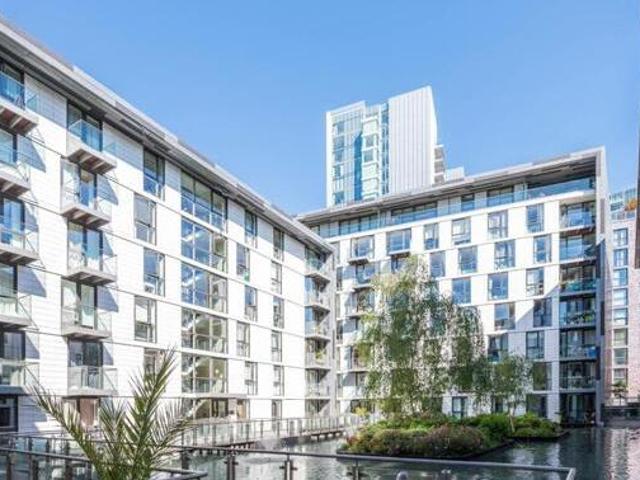 Studio Flat For Rent In Aldgate, London