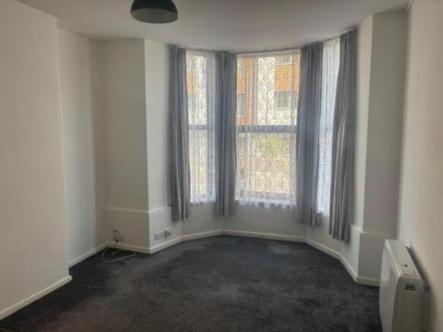 Studio flat for rent in Alexandra Road, Plymouth, PL4