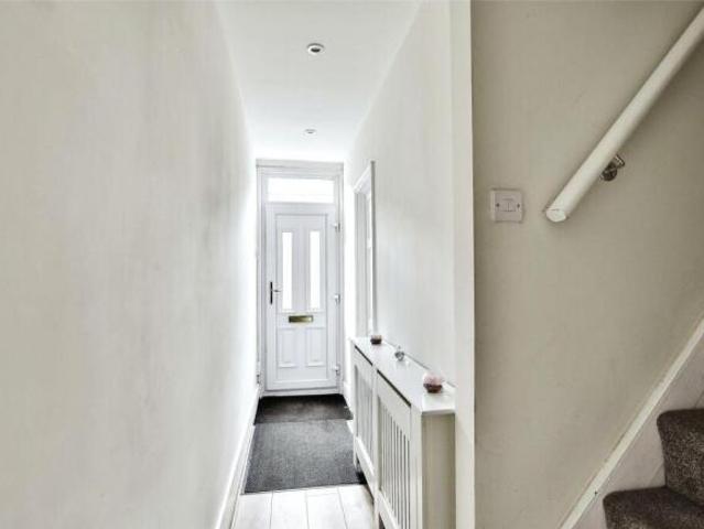 Studio flat for rent in Allen Street, Maidstone, ME14