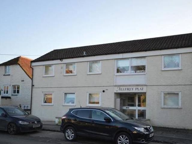 Studio flat for rent in Allfrey Plat Lower Street Pulborough RH20