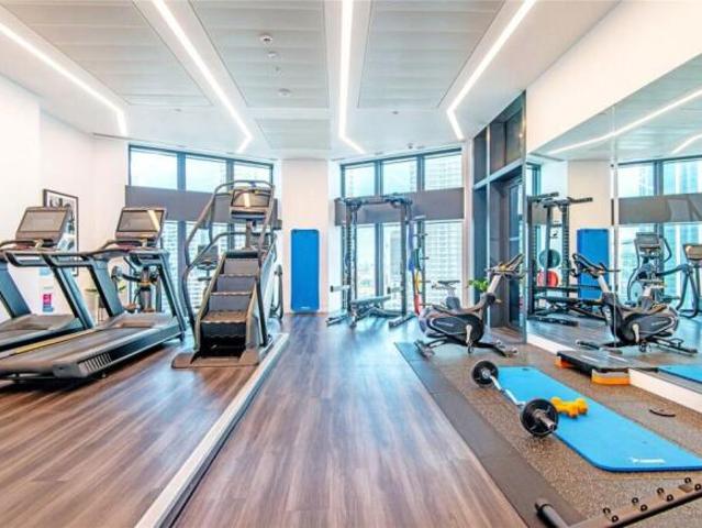 Studio flat for rent in Amory Tower, Canary Wharf, E14