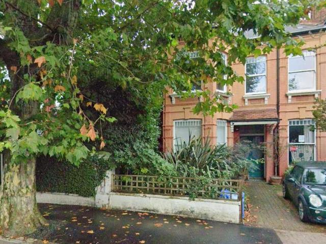 Studio flat for rent in Anson Road, London, NW2