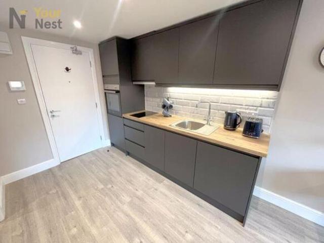 Studio flat for rent in Apartment 6, Centaur House, Great George Street, Leeds, LS1 3LA, LS1