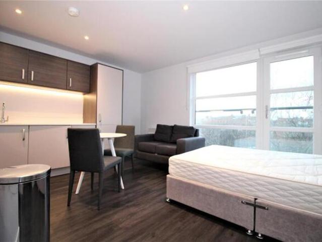 Studio flat for rent in Aria Apartments, Chatham Street, Leicester, LE1
