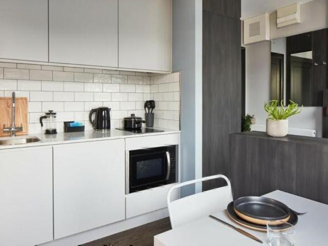 Studio flat for rent in ARK Canary Wharf, Crossharbour Plaza, London, E14 9YF, E14