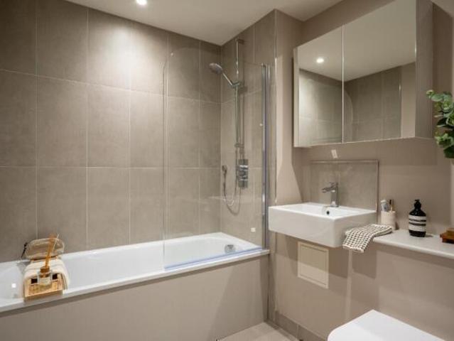 Studio flat for rent in B808, Anchor Works, Dumballs Road, Cardiff City, CF10