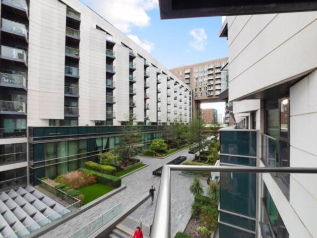 Studio flat for rent in Baltimore Wharf, Canary Wharf, London, E14