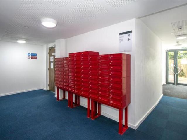 Studio flat for rent in Bath Road, Bournemouth, Dorset, BH1