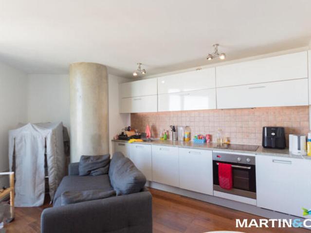 Studio flat for rent in Beetham Tower, Holloway Circus Queensway, Birmingham, B1
