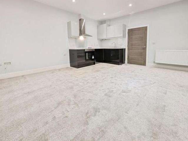 Studio flat for rent in Bernard Street, Southampton, SO14