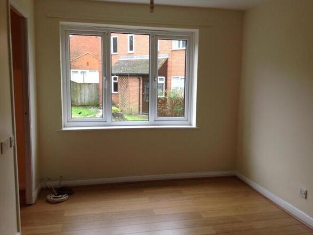 Studio flat for rent in Berstead Close, Lower Earley, Reading, Berkshire, RG6