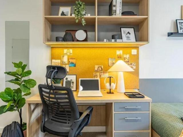 Studio flat for rent in Birmingham | Student | September, B19