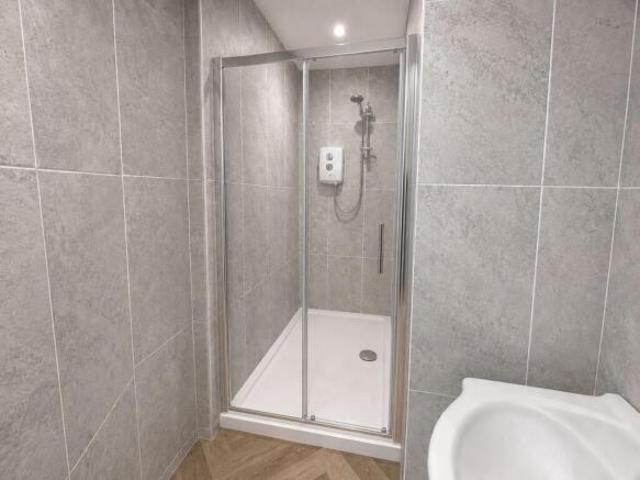 Studio flat for rent in Booths Hill Road, Lymm, Cheshire, WA13