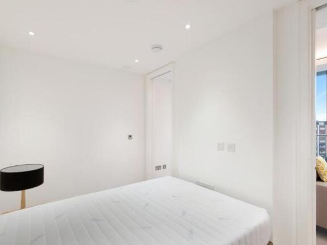 Studio flat for rent in Bollinder Place, 250 City Road, Old Street, London, EC1V