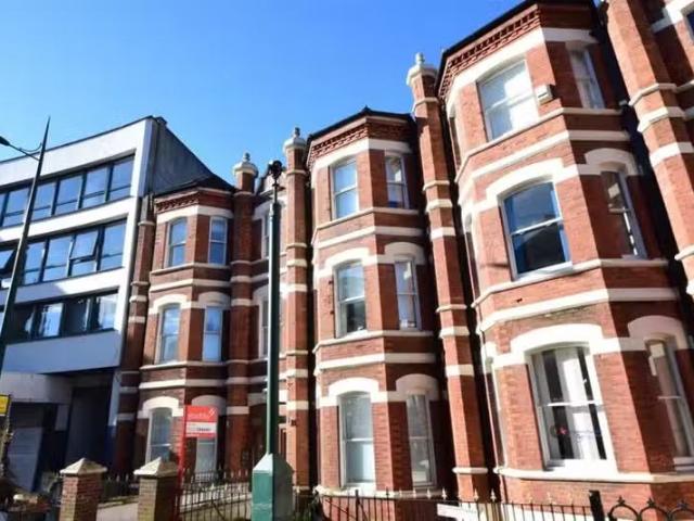 Studio flat for rent in Bournemouth, BH1