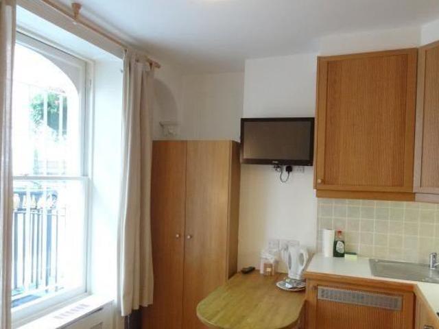 Studio Flat For Rent In Bloomsbury, London