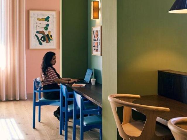 Studio flat for rent in Blackhorse Lane, London, E17