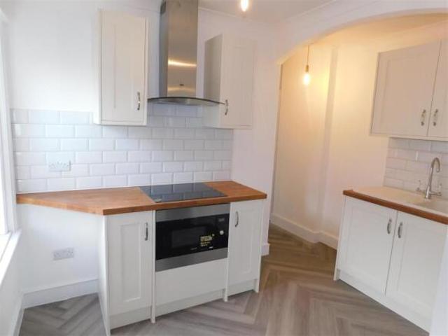Studio flat for rent in Browning Road, Worthing, BN11