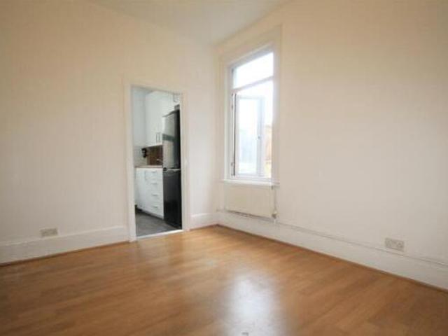 Studio Flat For Rent In Brockley