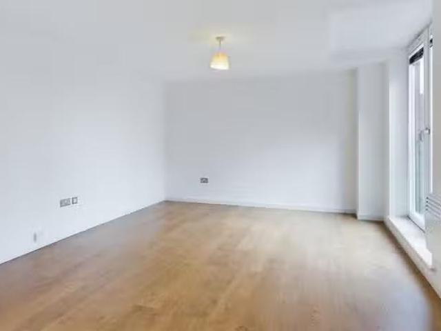 Studio flat for rent in Bromsgrove Street, City Centre, Birmin.