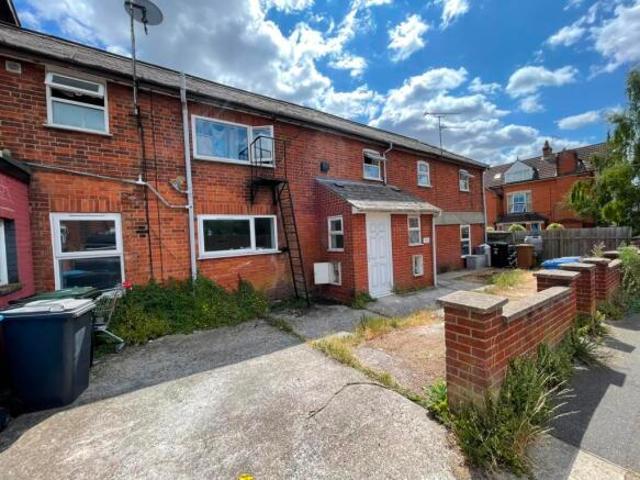 Studio flat for rent in Brooks Hall Road, Ipswich, Suffolk, IP1