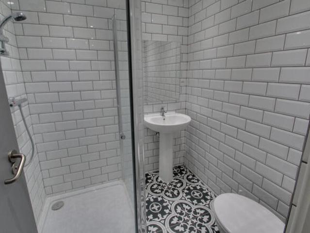 Studio flat for rent in Braunstone Gate, Leicester, LE3