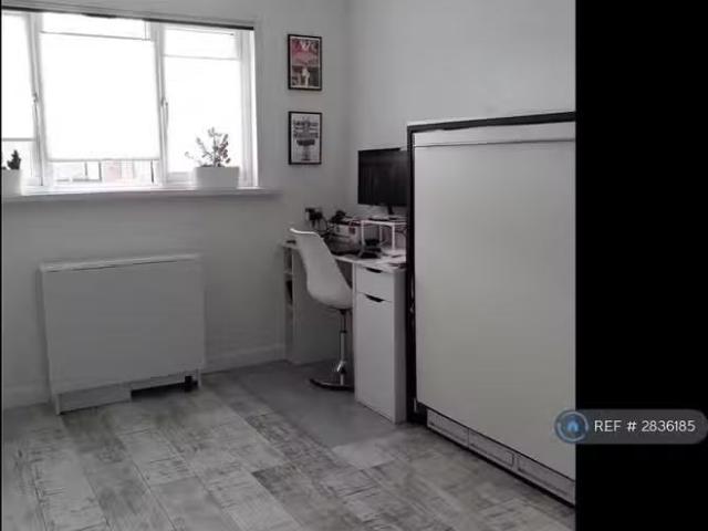 Studio flat for rent in Brackyn Road, Cambridge, CB1